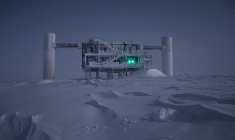 Testing alternative Dark Matter hypotesis with a clock. - Mapping Ignorance Testing alternative Dark Matter hypotesis with a clock. - Mapping Ignorance
